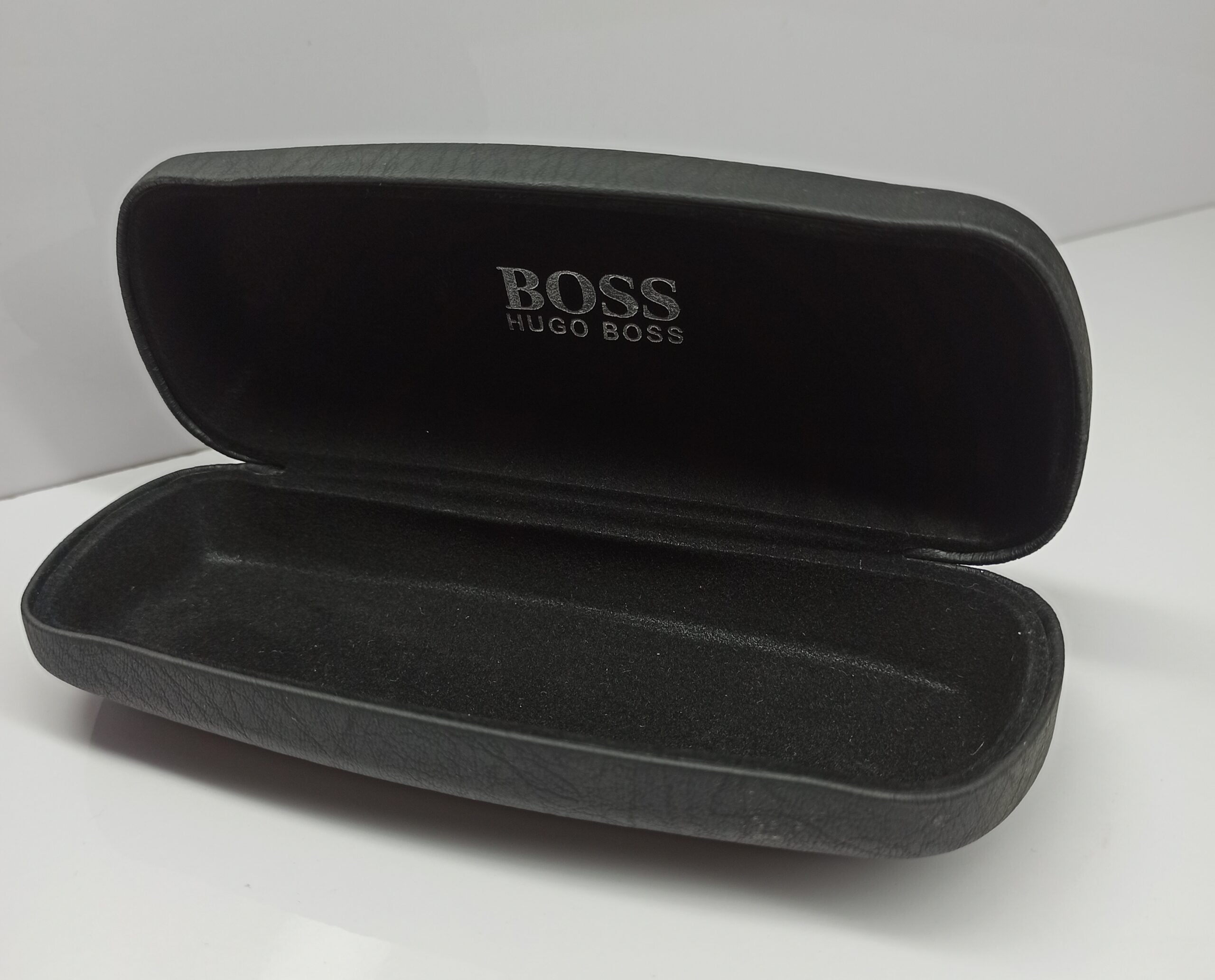 Hugo Boss - Carry Case - Black
